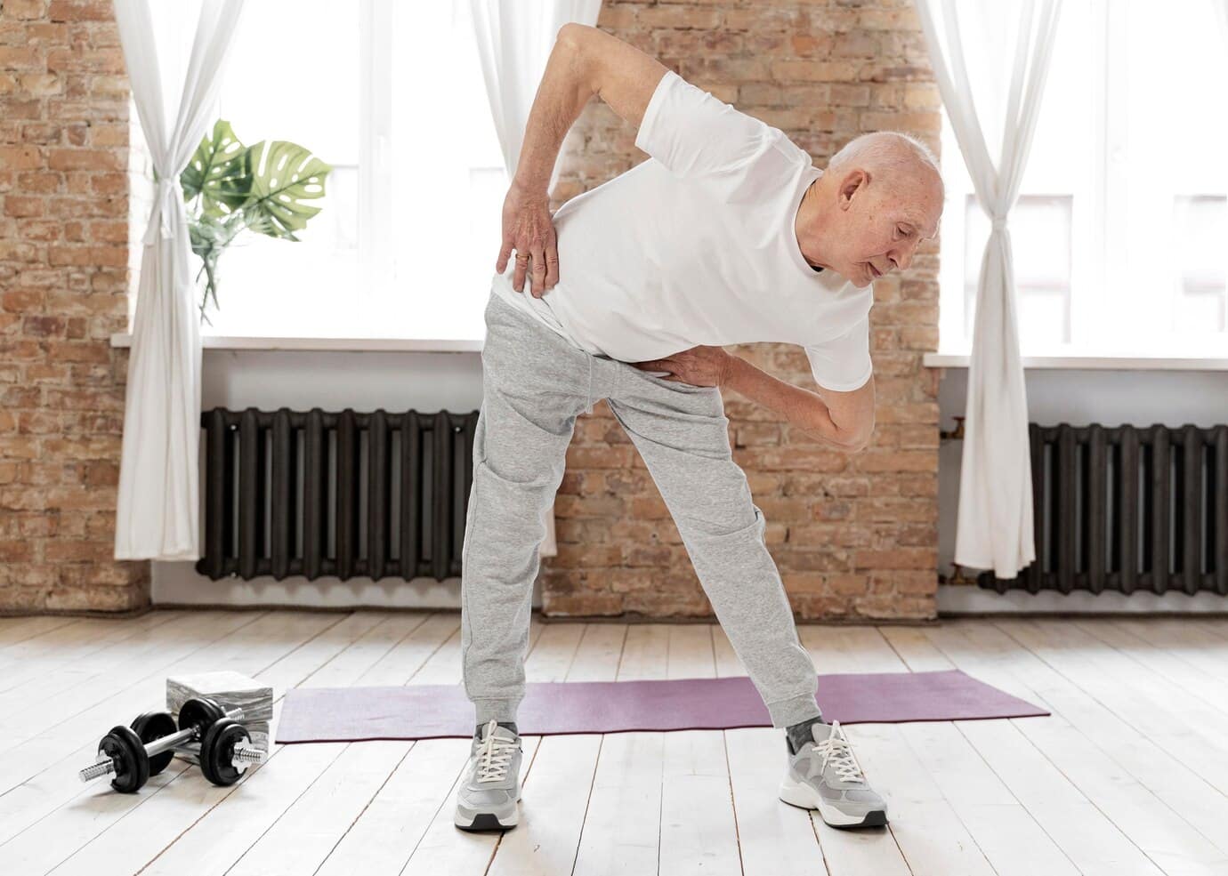 Hamstring Stretches for Seniors: Easy Ways to Stay Mobile