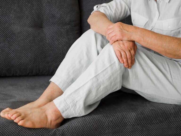 Understanding Weak Legs in Elderly Adults: Causes, Risks