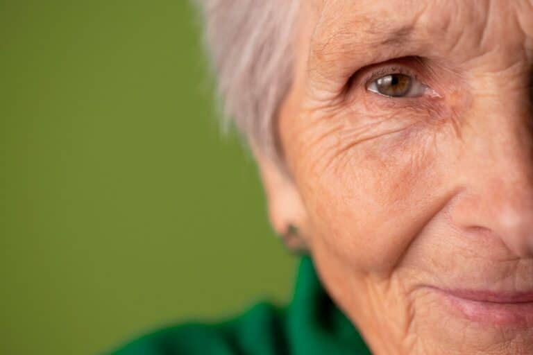 Dementia Eyes: How it Affects the Eyes - Westmont Living